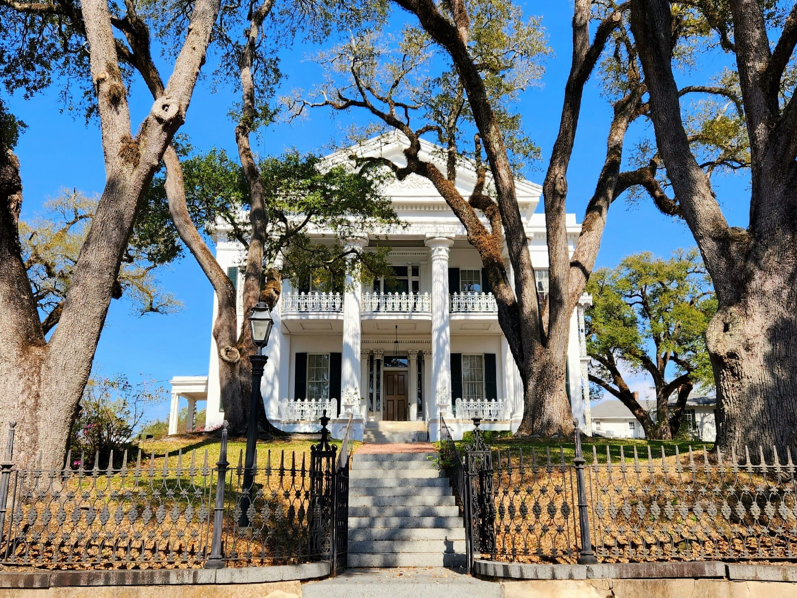 Visit Historic Natchez Mississippi: A One Day Itinerary - Wander 4 ...
